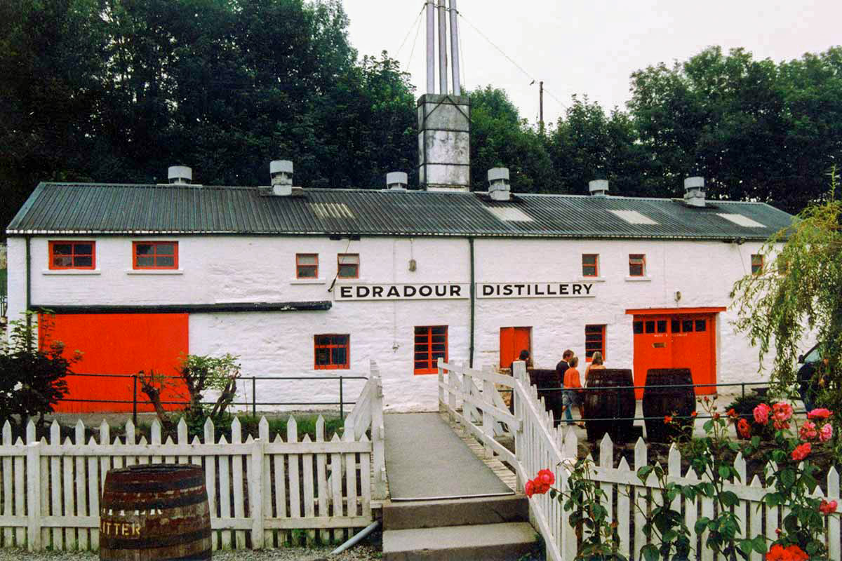 Top Whisky Distilleries In Scotland - 20 Must-Visit Spots